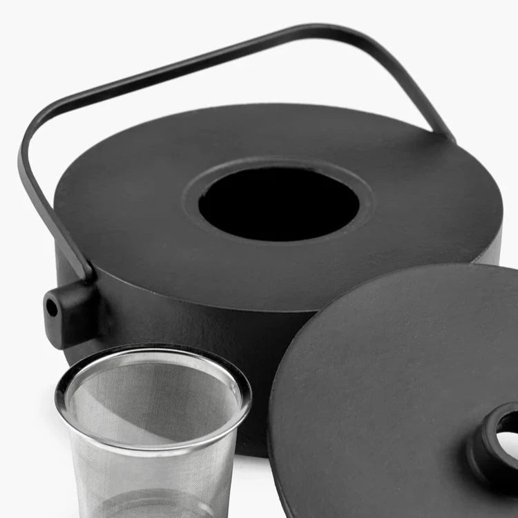 Tea Pot Collage | Adobe by Jess Vargas